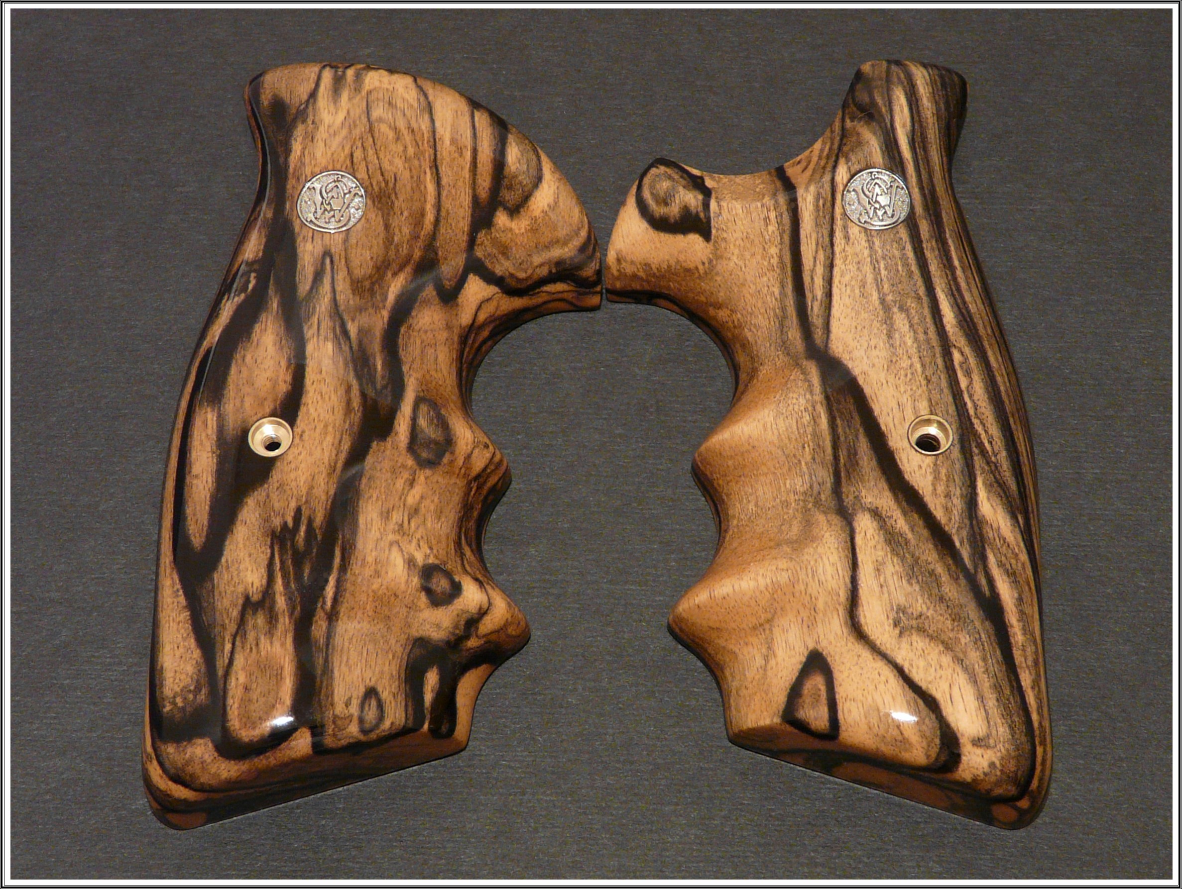 Culina LLC | Custom Grips