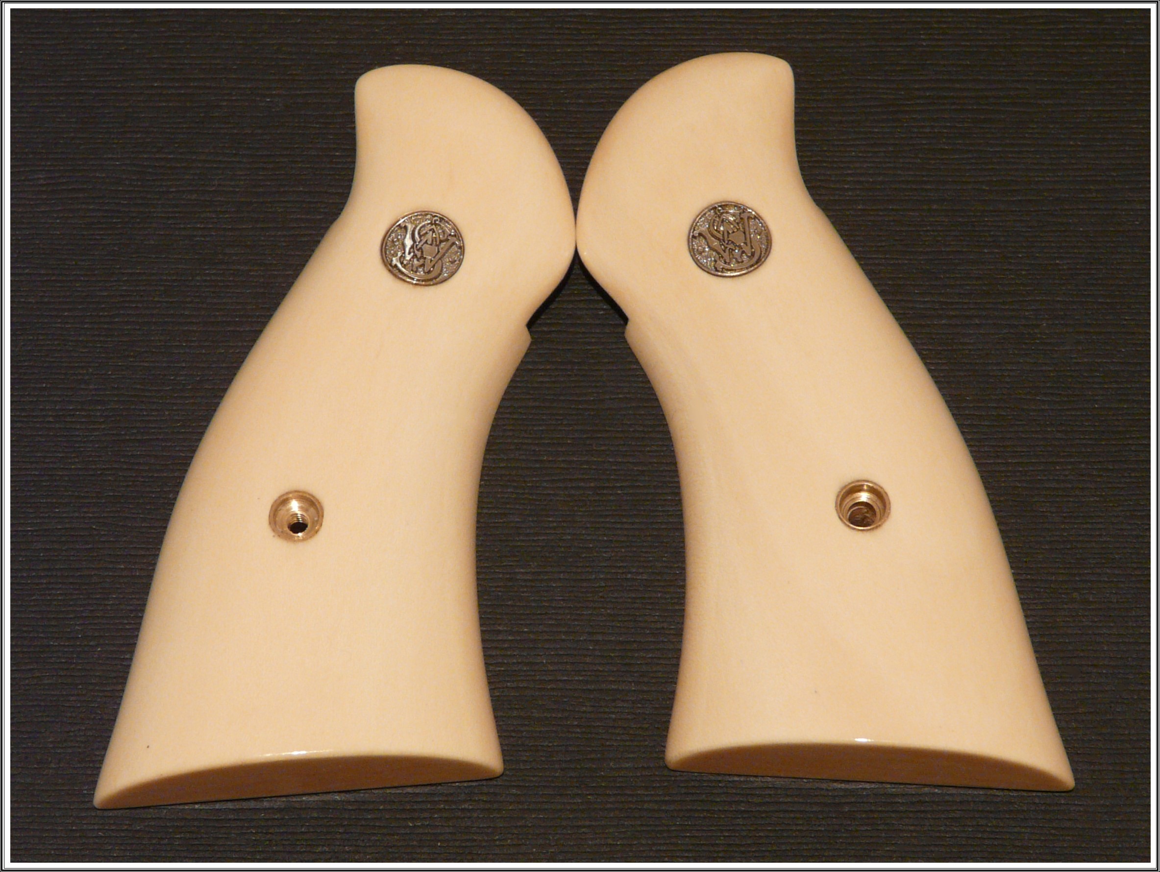 Culina LLC | Custom Grips